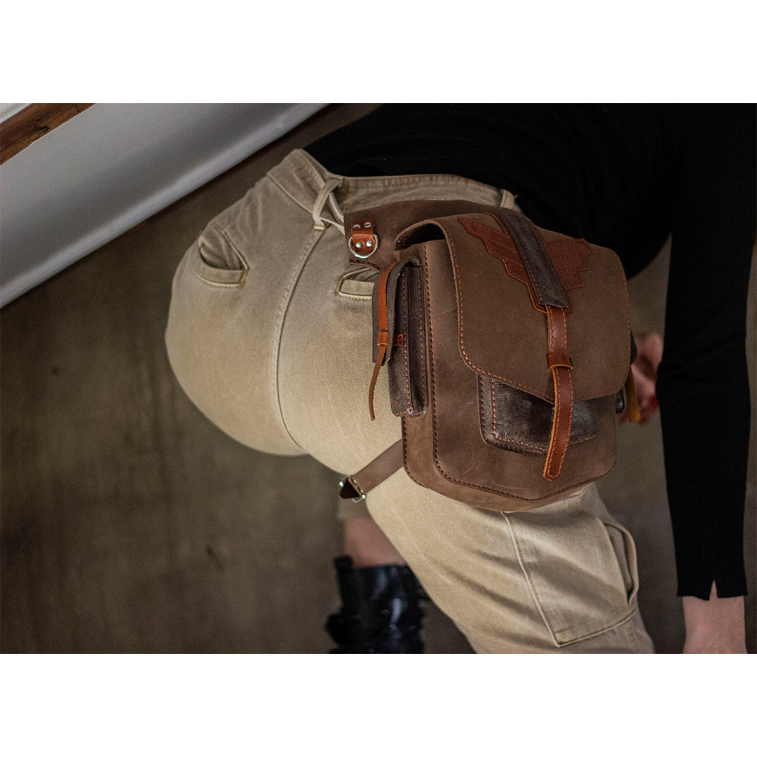 Leg Bag – Fantasy Leather BG